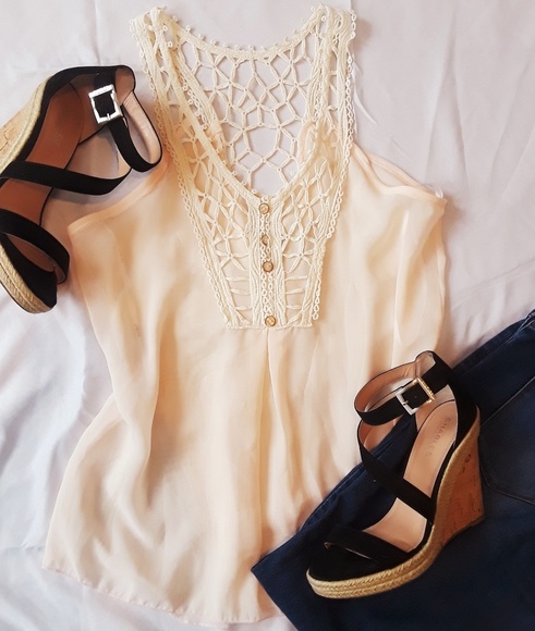 Papaya | Tops | Top | Poshmark